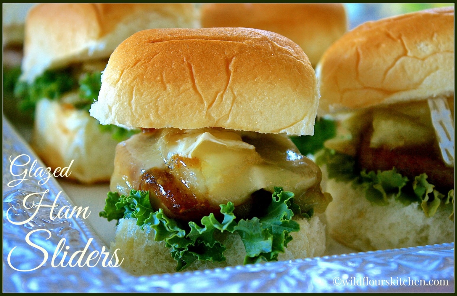 Glazed Ham Sliders with Pineapple & Brie on Hawaiian Rolls - Wildflour ...