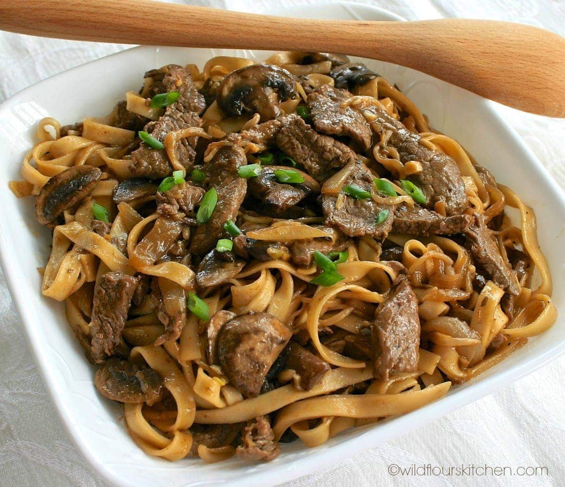 Beef Lo Mein with Mushrooms & Bean Sprouts - Wildflour's Cottage Kitchen